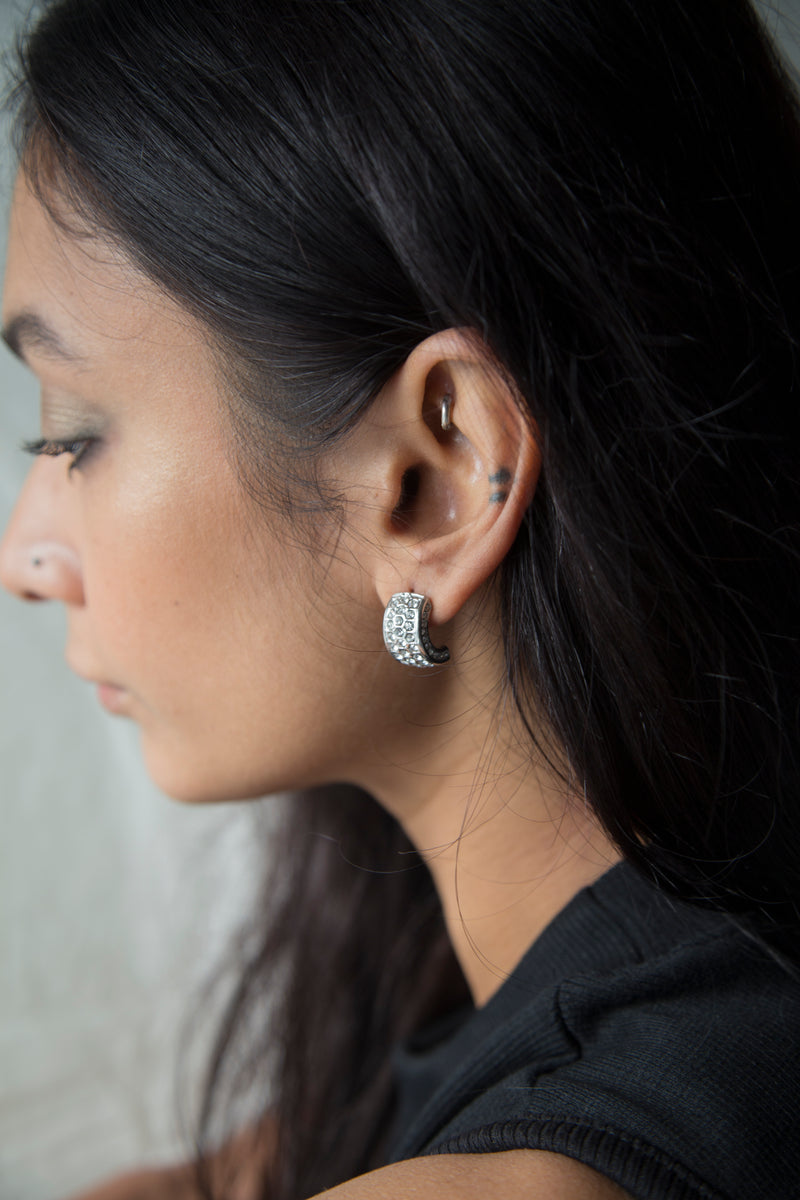 The Deal-maker Studs (Silver) – RUMICHI