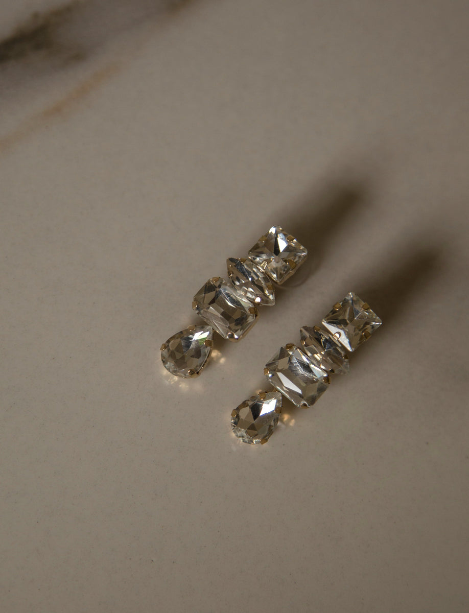 Crystal Studs – RUMICHI