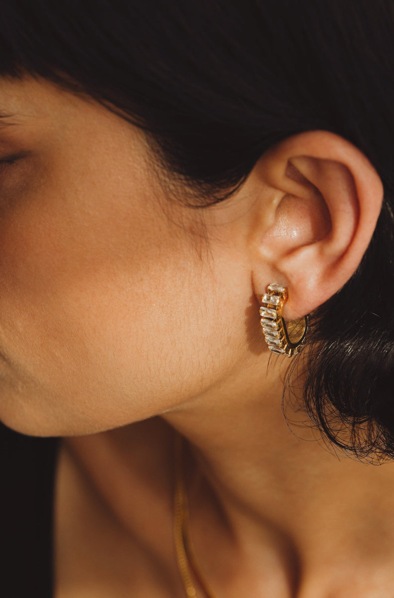 Lustre Studs – RUMICHI