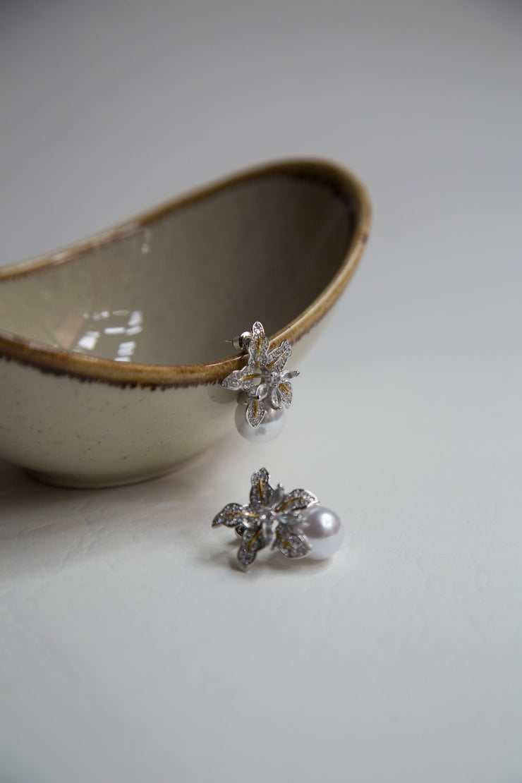 EARRINGS – RUMICHI